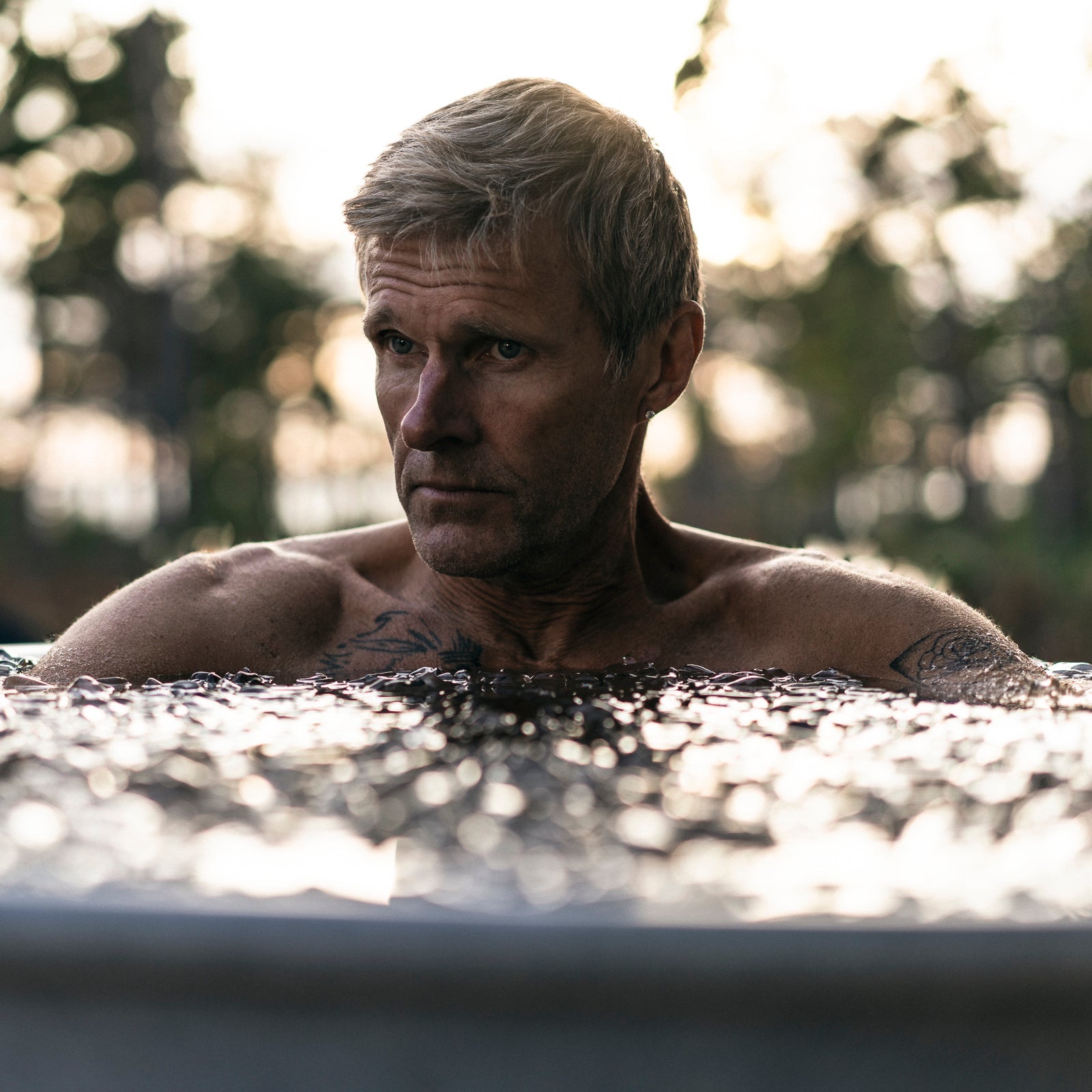 Waatea ICY+ Cold Plunge Tub - High-Quality, Well-Insulated Ice Bath Tub for Year-Round Use